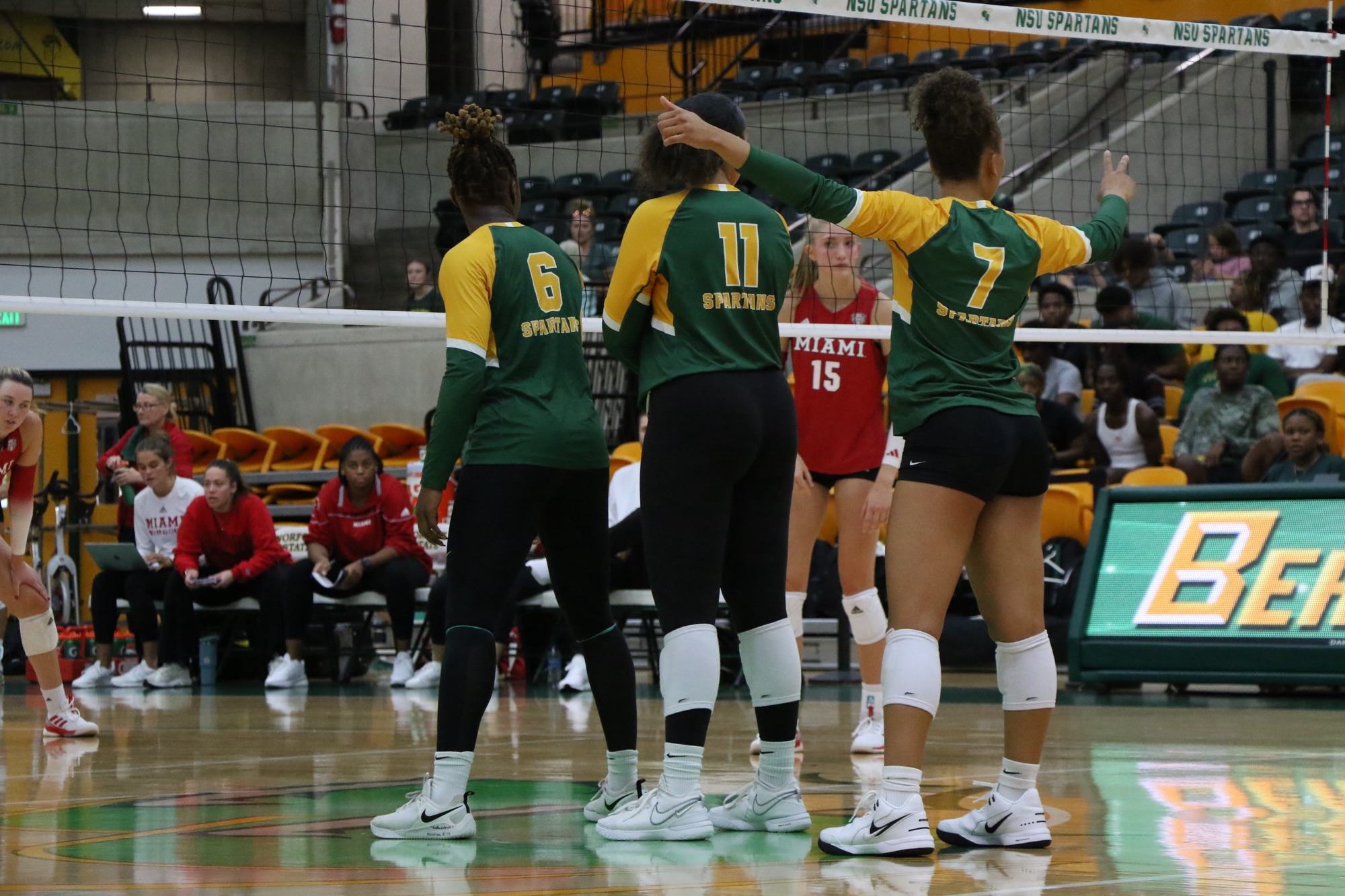 Spartans fall short on day two of volleyball tournament – Spartan Echo
