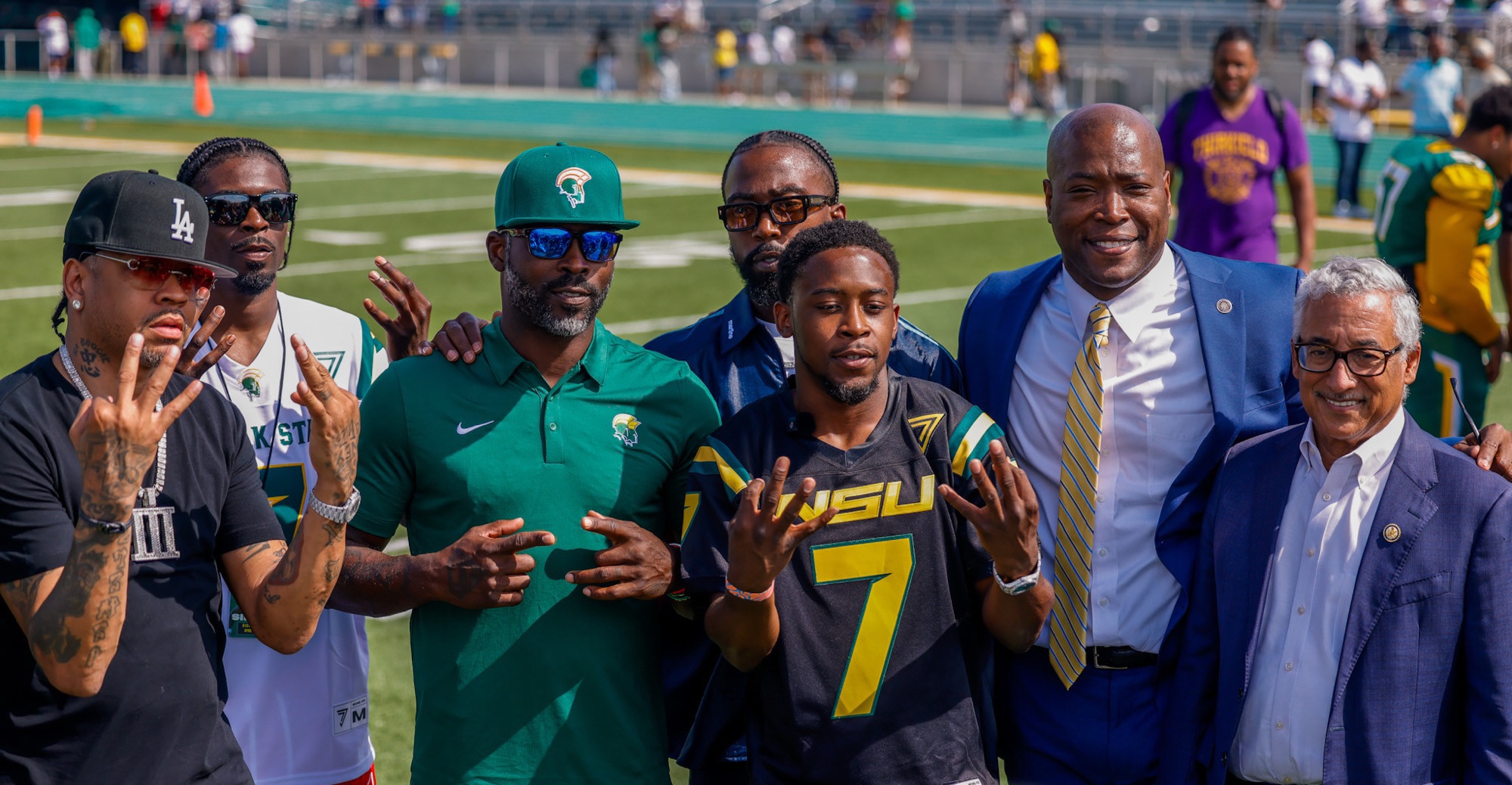 New Era Begins: Mike Vick makes coaching debut with Spring Ball ...